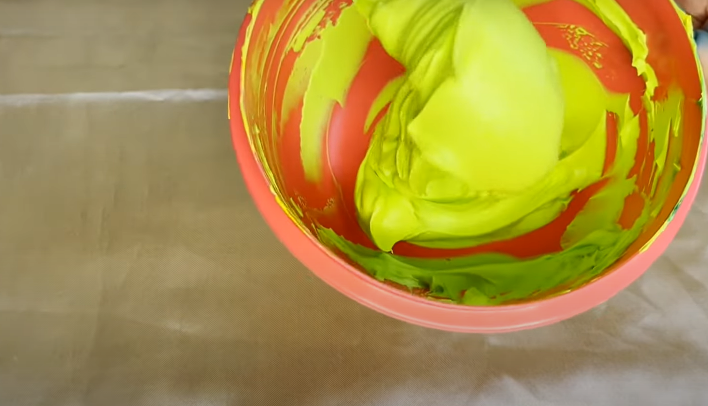 How to Make Lime Green Paint? - ProfyPainter
